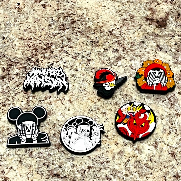 CROCS | Accessories | Disney Crocs Charms Jibbitz Halloween Horror ...